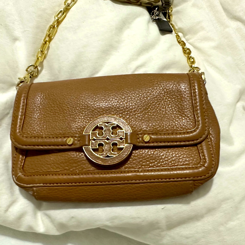 Tory Burch Tan Purse - Gem